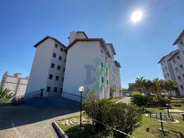 Apartamento com 2 dormitórios à venda, 58 m² por R$ 260.000,00 Parque Santo Antônio Jacareí/SP