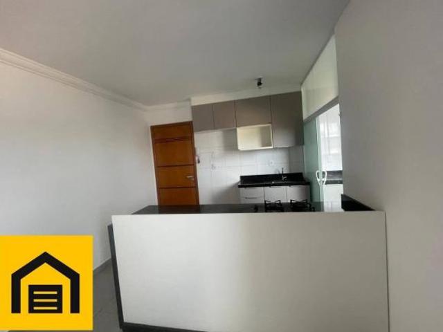 Apartamento com 2 dormitórios à venda, 58 m² por R$ 300.000,00 Vila Assis Brasil Mauá/SP
