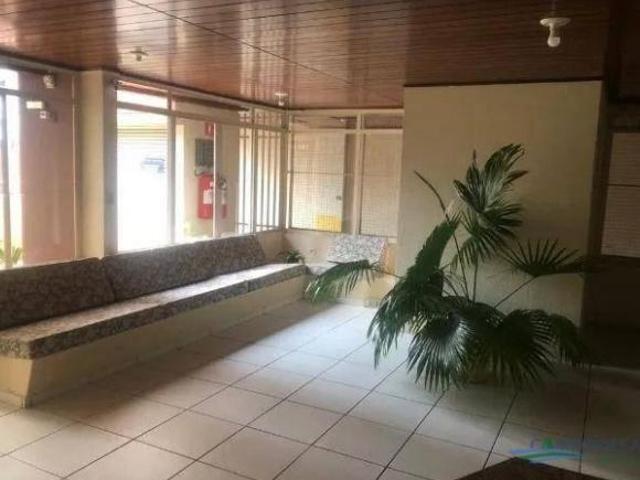Apartamento com 2 dormitórios à venda, 58 m² por R$ 340.000,00 Centro Londrina/PR