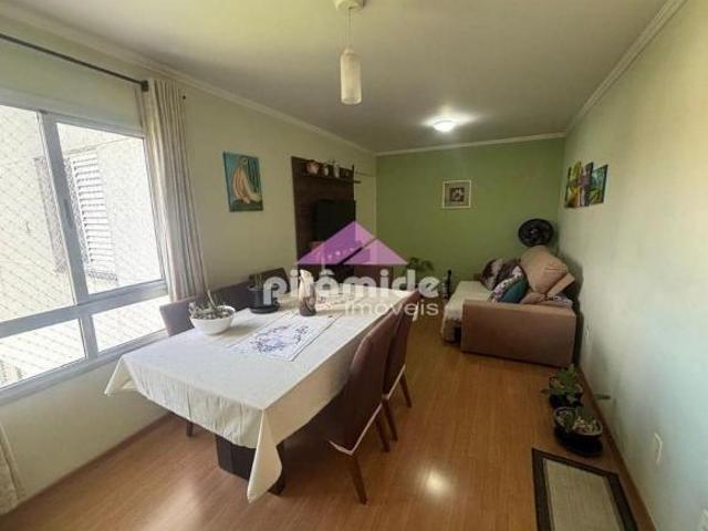 Apartamento com 2 dormitórios à venda, 58 m² por R$ 385.000,00 Monte Castelo São José dos Campos