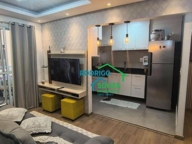 Apartamento com 2 dormitórios à venda, 58 m² por R$ 425.000,00 Centro Carapicuíba/SP