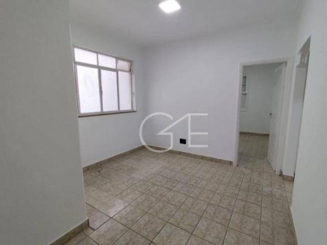 Apartamento com 2 dormitórios à venda, 59 m² por R$ 289.000,00 Marapé Santos/SP