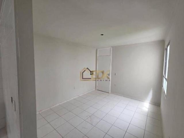 Apartamento com 2 dormitórios à venda, 50 m² por R$ 170.000 Chácaras Pousada do Vale São José do