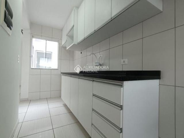 Apartamento com 2 dormitórios à venda, 50 m² por R$ 265.000,00 Águas Belas São José dos Pinhais/