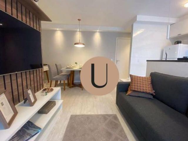 Apartamento com 2 dormitórios à venda, 50 m² por R$ 360.000,00 Patriarca São Paulo/SP