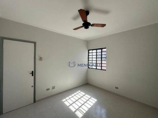 Apartamento com 2 dormitórios à venda, 51 m² por R$ 160.000,00 Vila Monteiro Piracicaba/SP