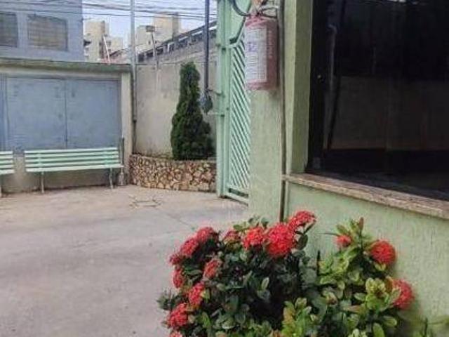 Apartamento com 2 dormitórios à venda, 52 m² por R$ 250.000,00 Vila Figueira Suzano/SP
