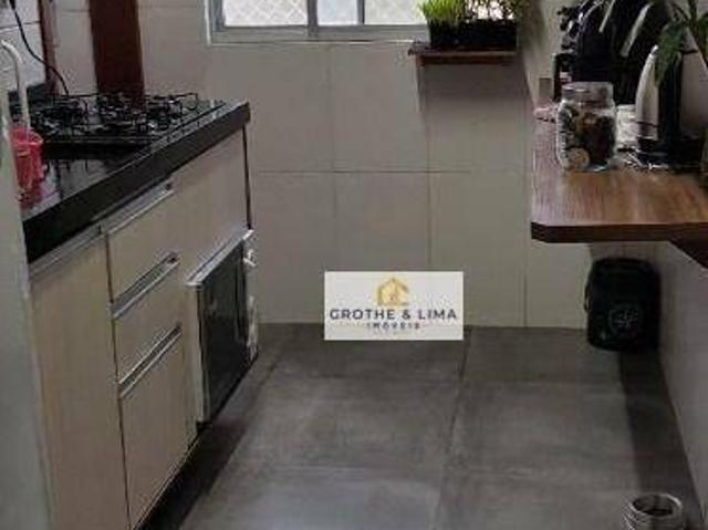 Apartamento com 2 dormitórios à venda, 52 m² por R$ 270.000 Bosque dos Eucaliptos São José dos C