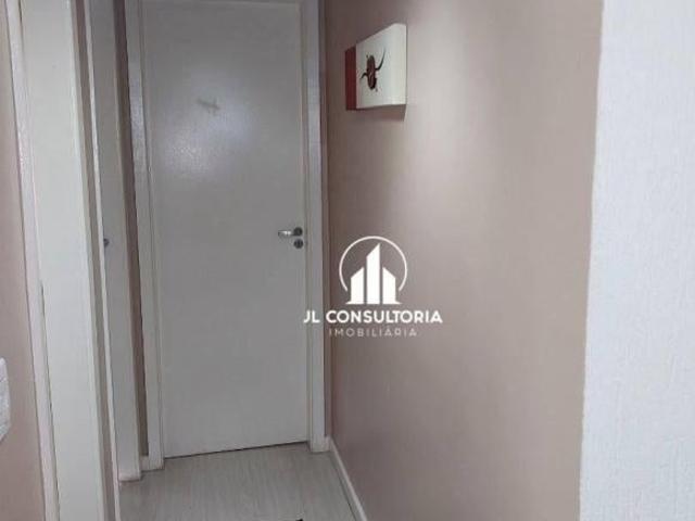 Apartamento com 2 dormitórios à venda, 52 m² por R$ 305.000,00 Novo Mundo Curitiba/PR
