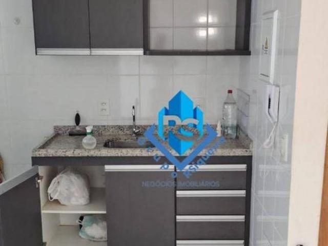 Apartamento com 2 dormitórios à venda, 53 m² por R$ 250.000,00 Santa Terezinha São Bernardo do C