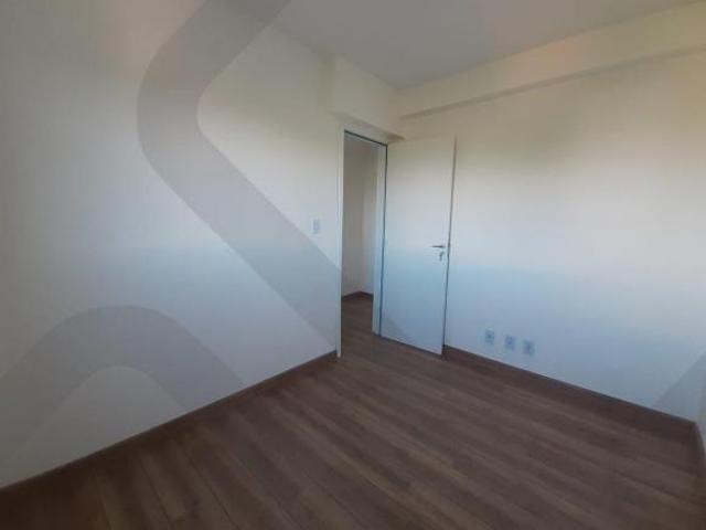 Apartamento com 2 dormitórios à venda, 53 m² por R$ 320.000,00 Chácaras Reunidas São Jorge Soroc