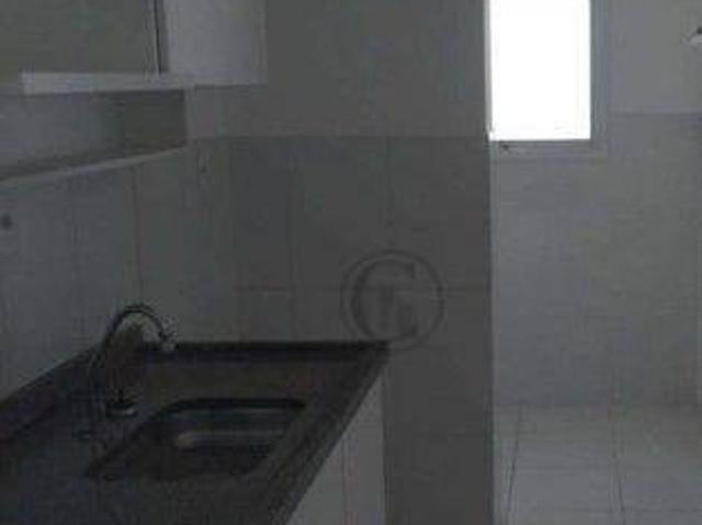 Apartamento com 2 dormitórios à venda, 53 m² por R$ 330.000,00 Chácaras Reunidas São Jorge Soroc