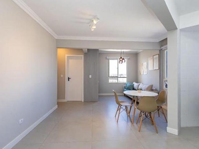 Apartamento com 2 dormitórios à venda, 53 m² por R$ 670.000,00 Bigorrilho Curitiba/PR