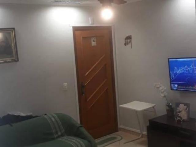 Apartamento com 2 dormitórios à venda, 64 m² por R$ 290.000,00 Vila Trujillo Sorocaba/SP