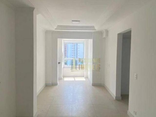 Apartamento com 2 dormitórios à venda, 64 m² por R$ 450.000,00 Condomínio Edifício Amazonas Soro