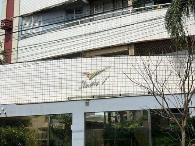 Apartamento com 2 dormitórios à venda, 64 m² por R$ 469.500,00 Centro Londrina/PR