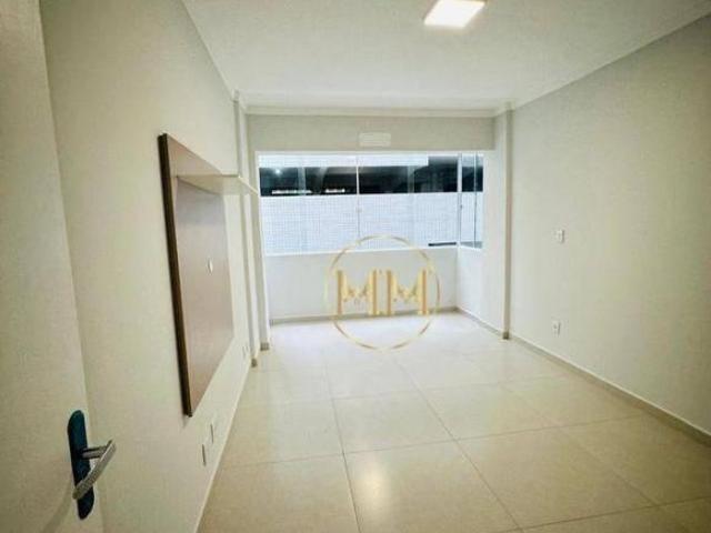 Apartamento com 2 dormitórios à venda, 64 m² por R$ 599.000 Ponta da Praia Santos/SP