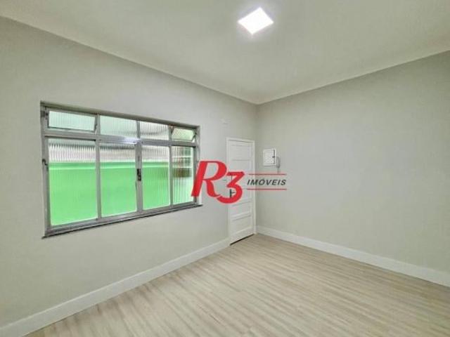 Apartamento com 2 dormitórios à venda, 65 m² por R$ 385.000,00 Embaré Santos/SP