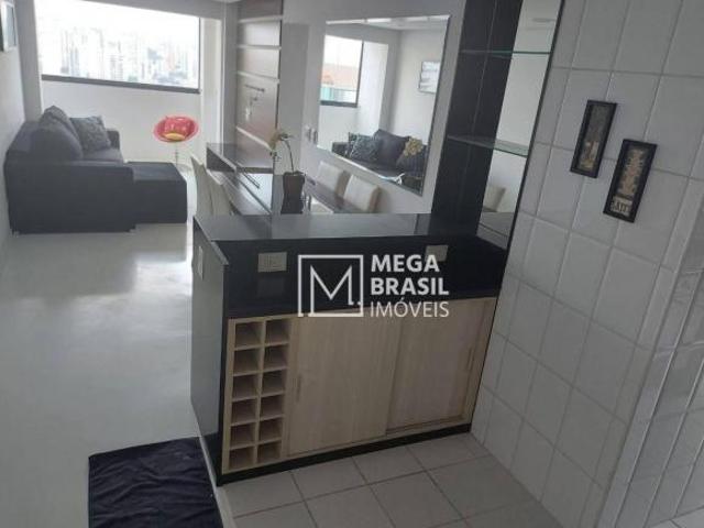 Apartamento com 2 dormitórios à venda, 65 m² por R$ 640.000,00 Vila Gumercindo
