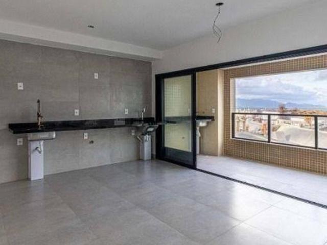 Apartamento com 2 dormitórios à venda, 65 m² por R$ 850.000,00 Ponta da Praia Santos/SP