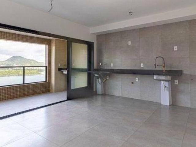 Apartamento com 2 dormitórios à venda, 65 m² por R$ 890.000,00 Ponta da Praia Santos/SP