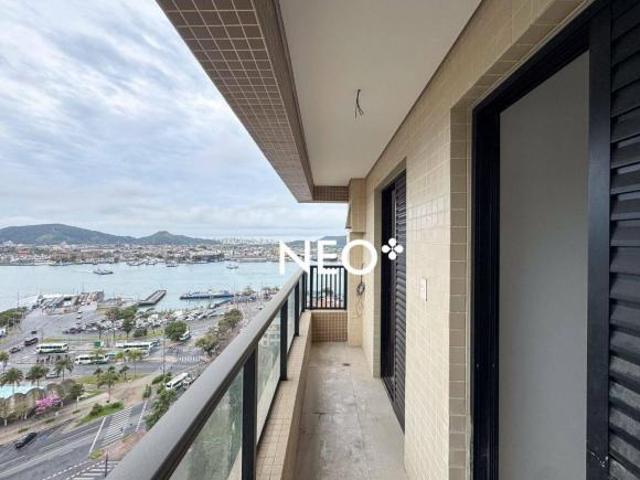 Apartamento com 2 dormitórios à venda, 65 m² por R$ 910.000,00 Ponta da Praia Santos/SP