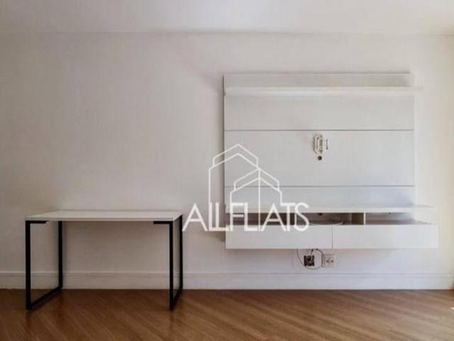 Apartamento com 2 dormitórios à venda, 66 m² por R$ 1.100.000,00 Moema São Paulo/SP