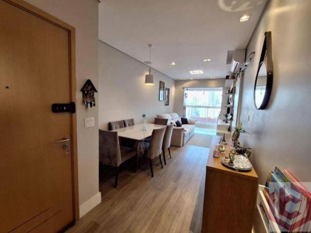 Apartamento com 2 dormitórios à venda, 66 m² por R$ 930.000,00 Campo Grande Santos/SP