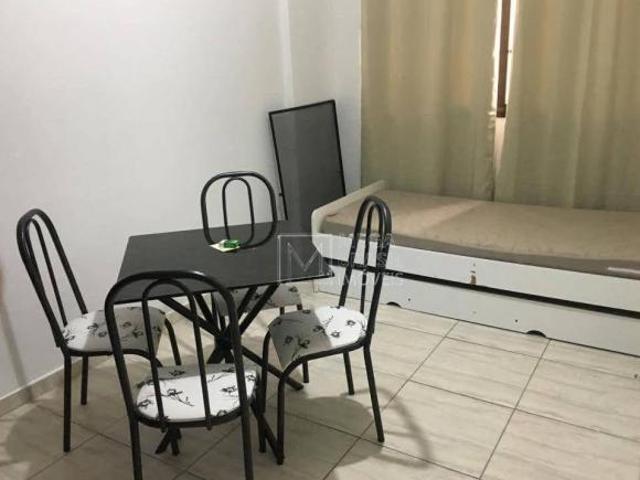 Apartamento com 2 dormitórios à venda, 67 m² por R$ 300.000,00 Vilamar Praia