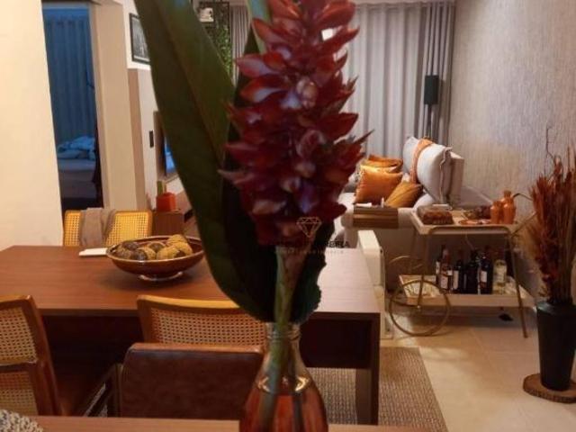Apartamento com 2 dormitórios à venda, 67 m² por R$ 585.000 Edifício Plaza São Luiz Residencial