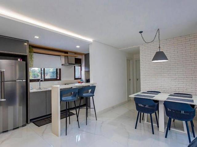 Apartamento com 2 dormitórios à venda, 67 m² por R$ 630.000,00 Portão Curitiba/PR