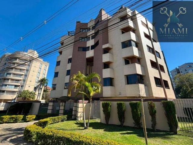 Apartamento com 2 dormitórios à venda, 67 m² por R$ 730.000,00 Ahú Curitiba/PR
