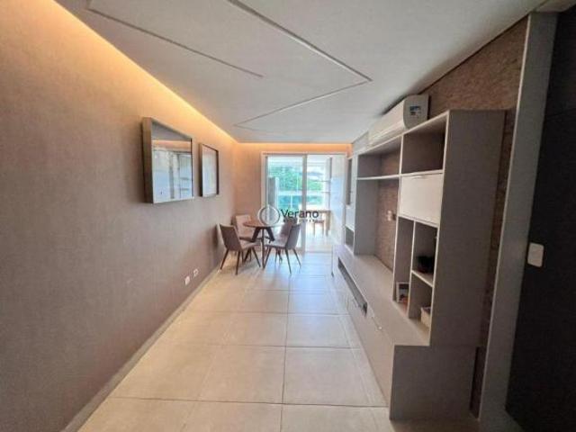 Apartamento com 2 dormitórios à venda, 68 m² por R$ 630.000,00 En