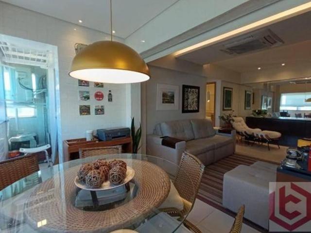 Apartamento com 2 dormitórios à venda, 68 m² por R$ 689.000 Macuco Santos/SP
