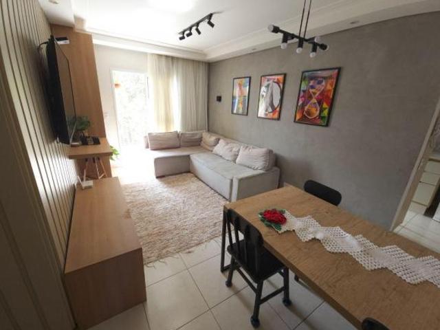 Apartamento com 2 dormitórios à venda, 69 m² por R$ 350.000,00 Vila Nossa Senhora de Fátima Guar