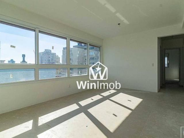 Apartamento com 2 dormitórios à venda, 69 m² por R$ 986.000,00 Passo d&apos Areia Porto Alegre/RS