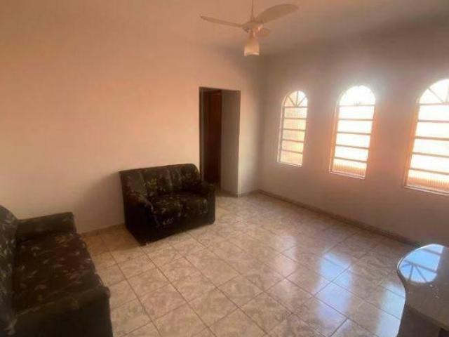 Apartamento com 2 dormitórios à venda, 60 m² por R$ 115.000,00 Centro Caldas Novas/GO