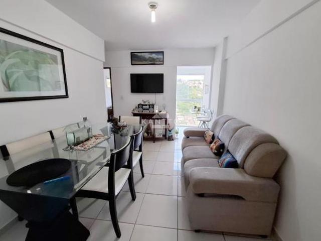 Apartamento com 2 dormitórios à venda, 60 m² por R$ 215.000,00 Bandeirantes