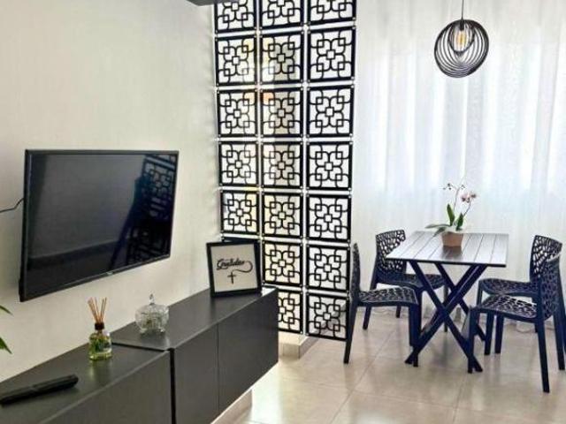 Apartamento com 2 dormitórios à venda, 60 m² por R$ 445.000 Embaré Santos/SP