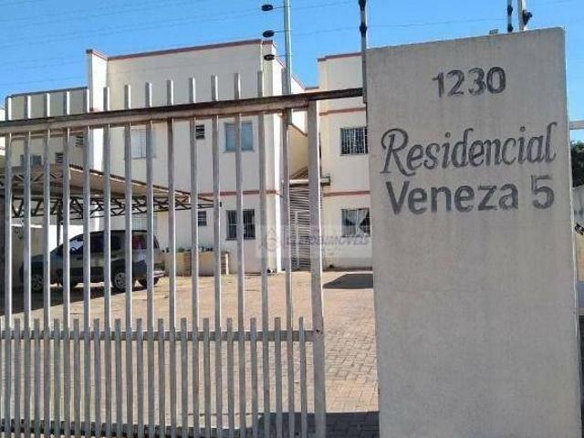 Apartamento com 2 dormitórios à venda, 61 m² por R$ 152.000,00 Jardim Costa Verde Várzea Grande/