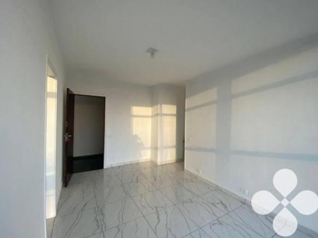 Apartamento com 2 dormitórios à venda, 61 m² por R$ 640.000,00 Aparecida Santos/SP