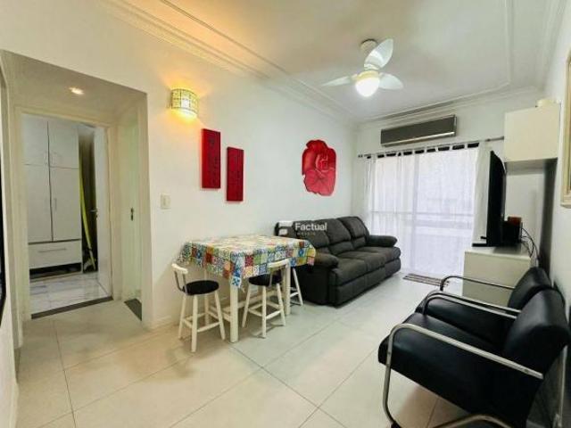 Apartamento com 2 dormitórios à venda, 62 m² por R$ 450.000,00 Enseada Guarujá/SP