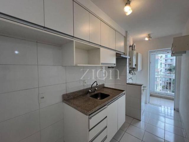 Apartamento com 2 dormitórios à venda, 62 m² por R$ 585.000 Campo Grande São Paulo/SP