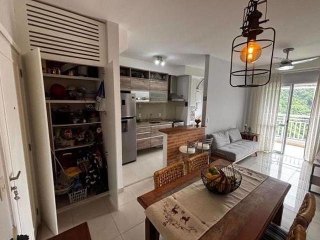 Apartamento com 2 dormitórios à venda, 62 m² por R$ 590.000,00 Marapé Santos/SP