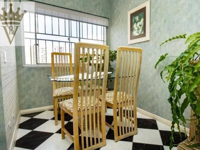 Apartamento com 2 dormitórios à venda, 62 m² por R$ 760.000,00 Moema São Paulo/SP