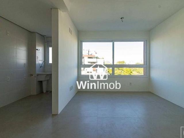 Apartamento com 2 dormitórios à venda, 62 m² por R$ 816.000,00 Passo d&apos Areia Porto Alegre/RS