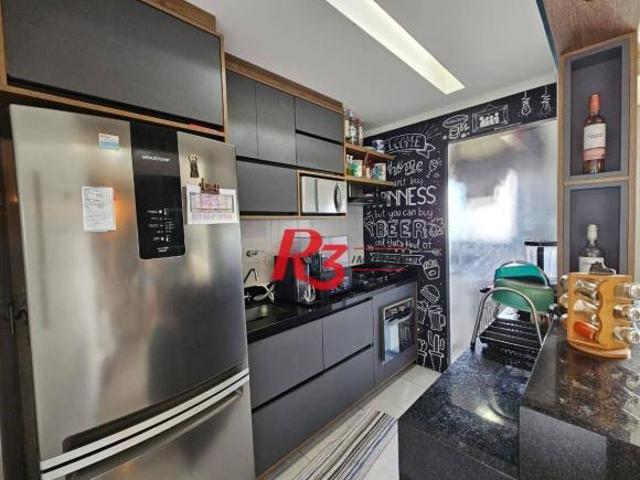 Apartamento com 2 dormitórios à venda, 63 m² por R$ 800.000,00 Campo Grande Santos/SP