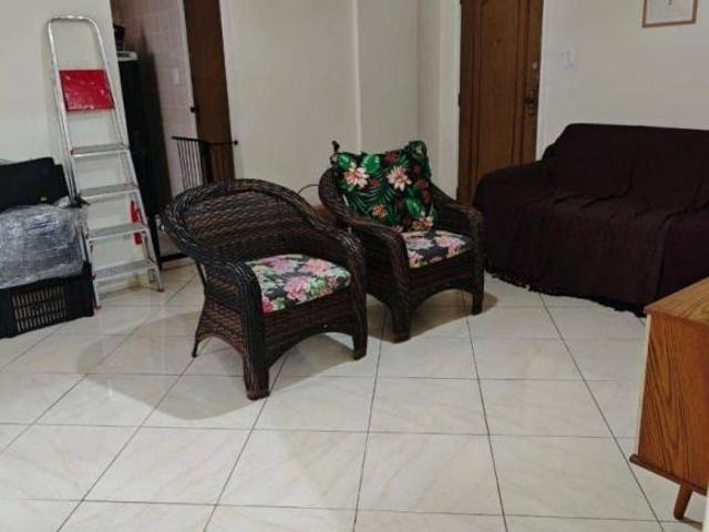 Apartamento com 2 dormitórios à venda, 75 m² por R$ 329.000,00 Boqueirão Praia Grande/SP