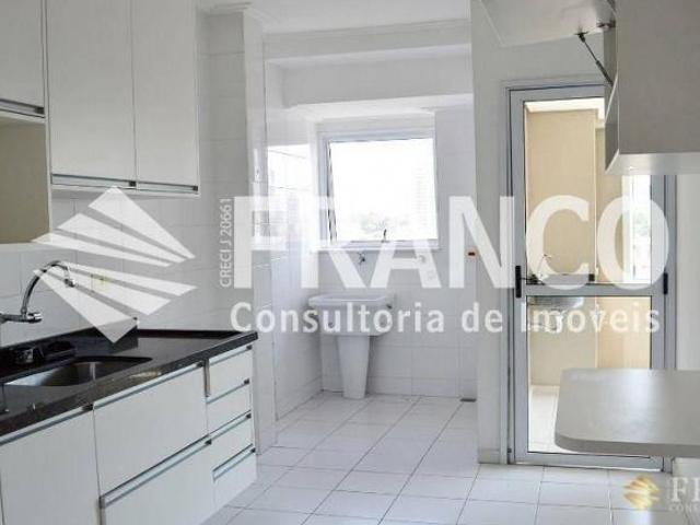 Apartamento com 2 dormitórios à venda, 75 m² por R$ 430.000,00 Centro Taubaté/SP