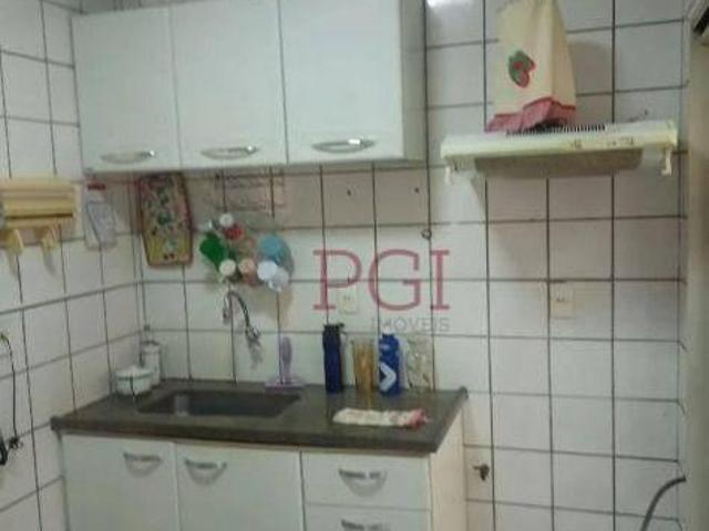 Apartamento com 2 dormitórios à venda, 76 m² por R$ 243.000 Vila Tibério Ribeirão Preto/SP